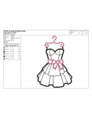 motif de broderie robe noire