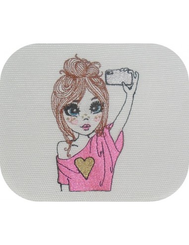 motif de broderie fillette selfie