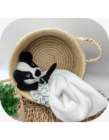 embroidery design machine badger head In the hoop