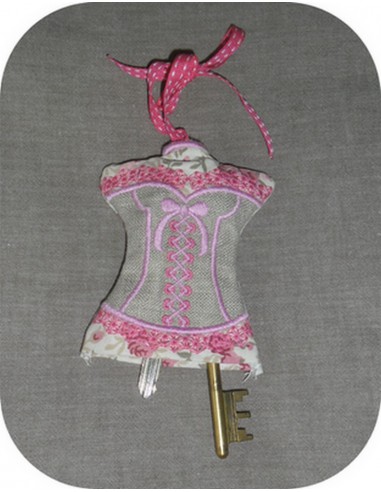 embroidery Ribbon key holder ith